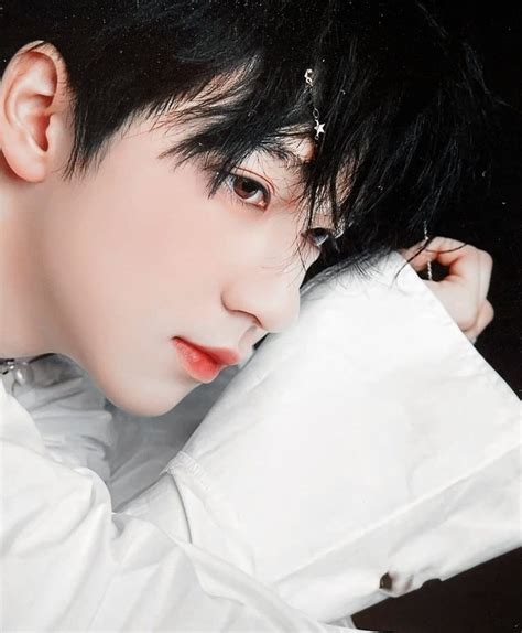 Ghim C A Rosy Dn Tr N Tnt He Junlin D Th Ng