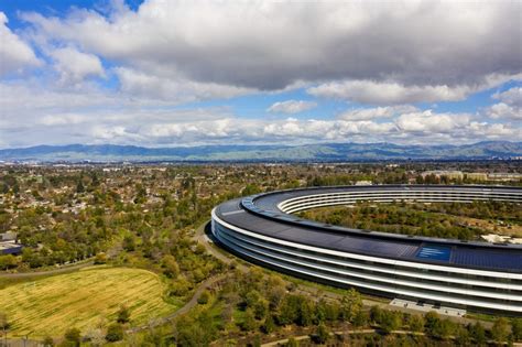 Apple Holds Ai Event For Employees But Doesnt Announce Chatgpt Rival