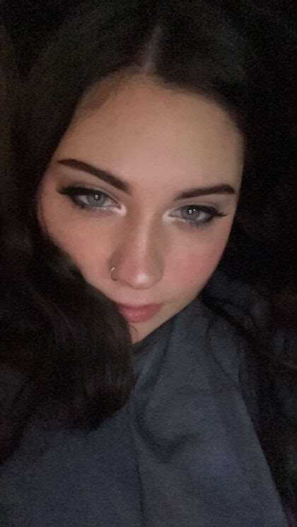A Pretty Face With A Fat Ass Is A Deadly Combo A Pretty Face With A Fat Ass Is A Deadly Combo