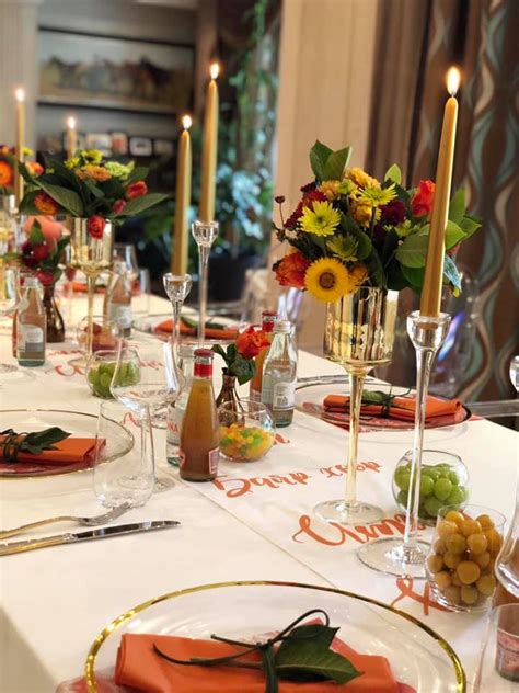 Бэр гуйх ёслолын ширээ засалт СарнайХ цэцгийн дэлгүүр