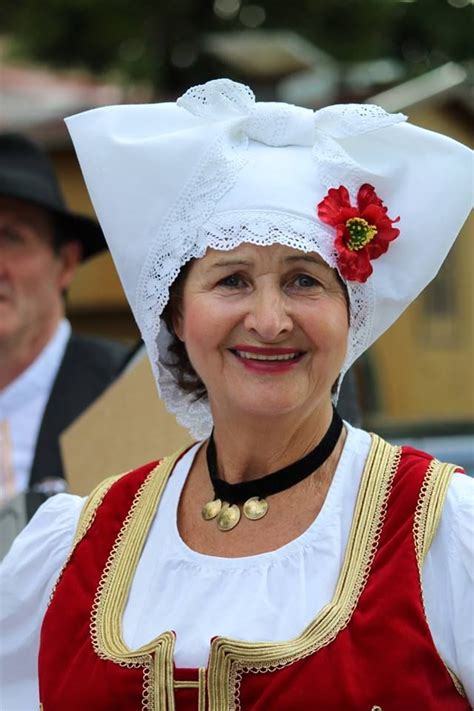 Bukovina fesztivál, Bonyhád. Fotó: Erzsébet Varga | Traditional outfits ...