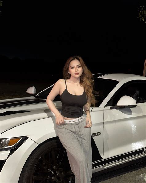 Bamby Thatsbamby • Instagram Photos And Videos