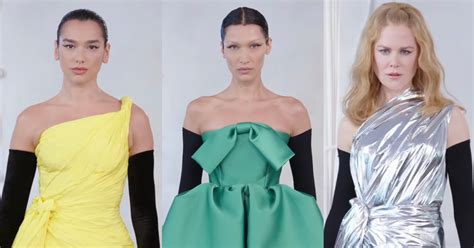 Balenciaga ს რიგით 51 ე Couture კოლექცია პარიზის მაღალი მოდის კვირეულზე The Diary