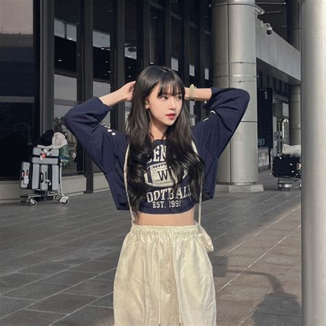 [힙and여리💗y2k] 입술넥 오프숄더 긴팔 크롭 티 소매롱 보트넥 져지 립넥 루즈핏 원숄더 언발 섹시 프린팅 티셔츠 5color 에이블리