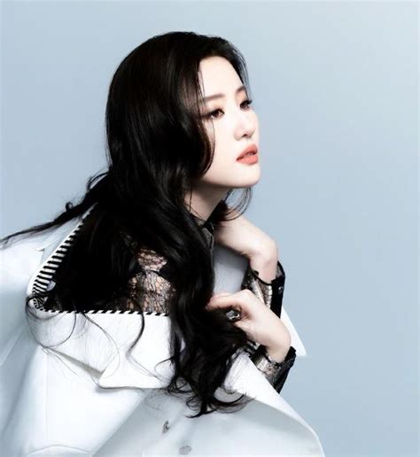 萧萧cos线下圈内5年靠谱老人 on Twitter 35坐标 杭州 0017290C 杭州小刘亦菲 真人模特