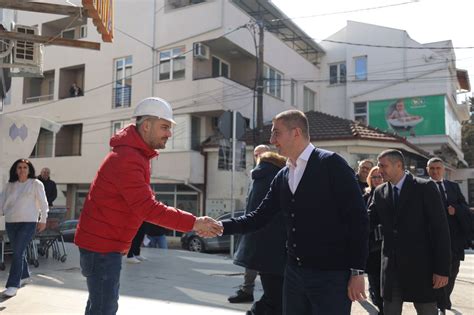 Влада на Република Северна Македонија Мицкоски Неготино доби нов затворен градски пазар како