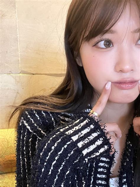 古田 愛理 On Twitter 写真集発売を記念して 1on1オンラインイベント開催決定しました🩵 スタッフさんと色々考えて またみんなとお話しする機会を頂き ヨントンいわゆるテレビ