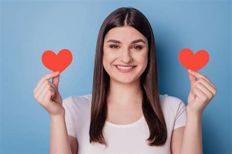 Premium Photo Portrait Of Pretty Lady Hold Little Red Heart Shape