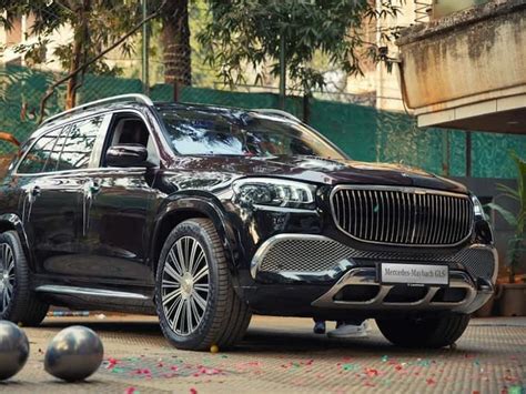 Neetu Kapoor Buys Mercedes Maybach Gls 600 Worth Nearly Rs 3 Crore Check Details Neetu Kapoor