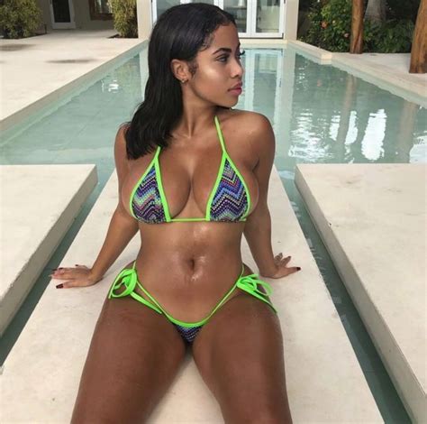 Yasmine Lopez Topless And Sexy Pics Videos The Fappening