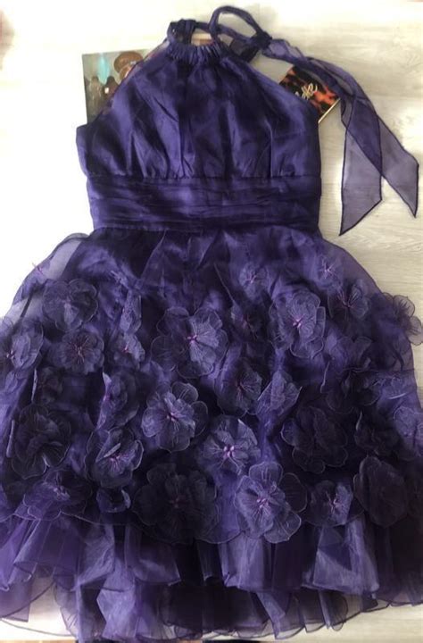 Нарядное платье из шелка — ціна 400 грн у каталозі Сукні міді Купити жіночі речі за доступною