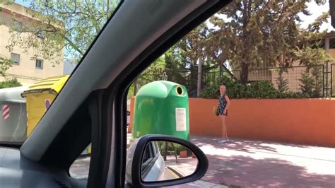 Girl Mails Her Clothes And Walks Naked Back To Her Car ThisVid En Anglais