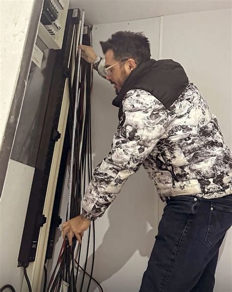 Electrical Systems Integration Critical Mobile Operations