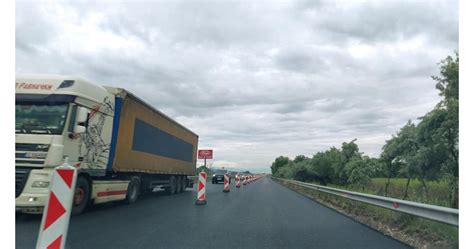 Ограничават движението по ремонтирания участък на Тракия слагат маркировката