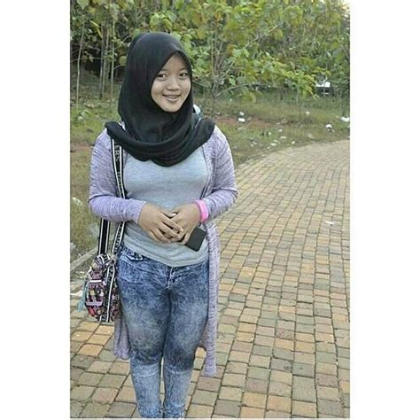 Abg Berhijab Body Seksi Semok Hijab Seksi