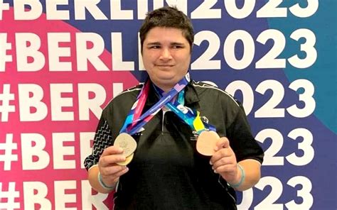 Invercargill Powerlifter Lynett Williams Wins Gold At Special Olympics
