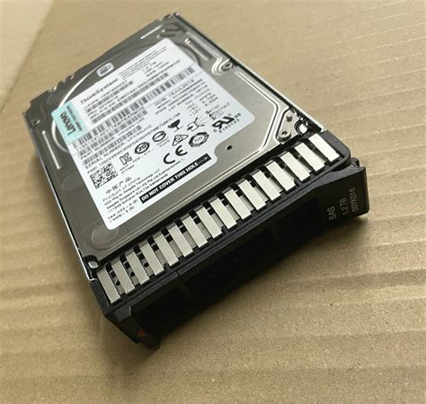Disco Rigido Per Server Ibm Lenovo 00yk016 Thinksystem 1 2 Tb 10k Sas