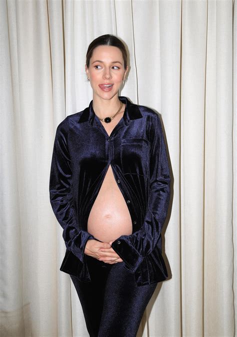 אמא לשתיים אלונה טל ילדה בת שנייה