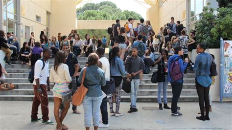 Un étudiant Condamné Pour Avoir Filmé Une étudiante Aux Toilettes Le Figaro Etudiant
