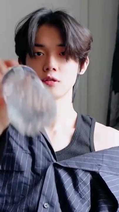 약 30초동안 연주니에게 빠져보기 입구는 있지만 출구는 없습니다 최연준 투바투 투모로우바이투게더 모아 Youtube