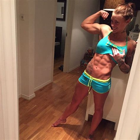 Pauline Von Schinkel Back And Biceps Fitness Models Big Biceps