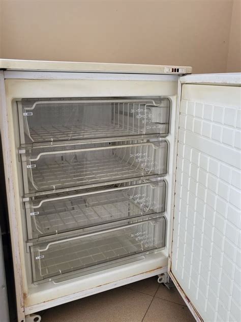 Фризер хладилник гр Шумен 5 ти полк • Olx Bg