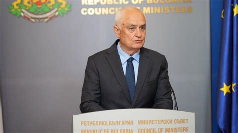 Министърът на отбраната за пожара в учебен център Сливница Съдействаме напълно за