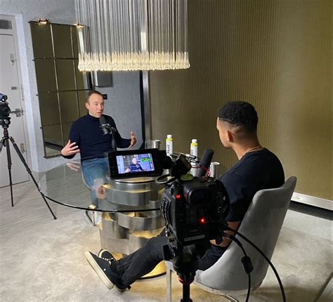 Dragons Den Star Steven Bartlett Set To Launch Sexy New Venture After Making Millions The Sun