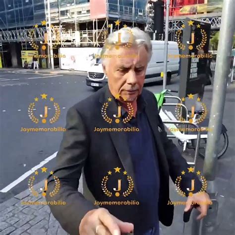 The Sex Pistols Steve Jones Paul Cook Glen Matlock Signing Autographs Nottingham 2024 Youtube