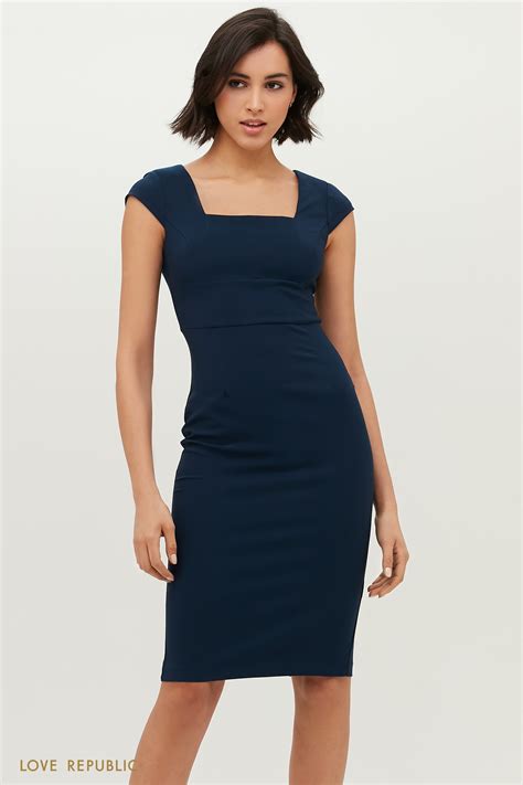 Платье С Большим Вырезом На Груди – Telegraph