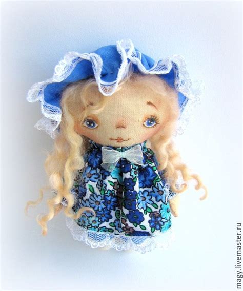 Текстильная куколка Незабудка