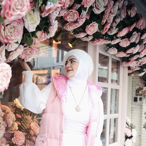 Hawraa Younes Youtube