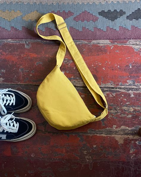 ‎کامفی کیف پارچه ای‎ ‎جین بگ کامفی با هر رنگی که به استایلت میاد برات میدوزیم بند