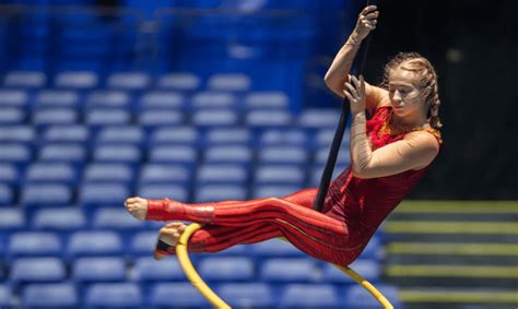 Cirque Du Soleil Acrobat Hospitalized After Fall During Portland Show