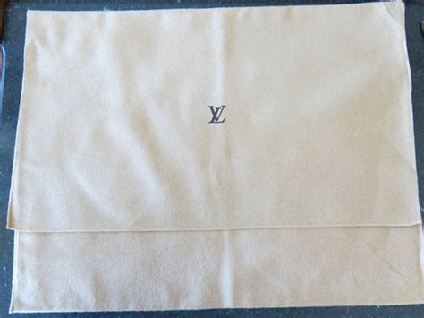 Lv Dust Bag Authentication