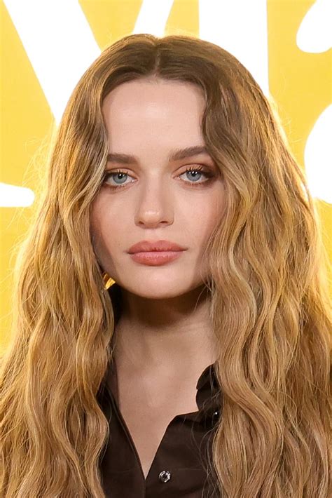 Top Ten Best Looking Female Celebrities