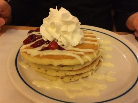 10 Raspberry Pancakes Ihop Photo Ihop Pancakes Strawberry Peach Raspberry White Chocolate