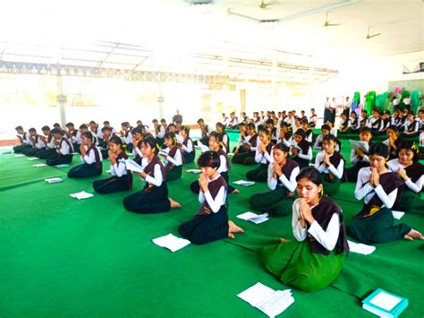 ရွှေဂွန်းကျေးရွာ အခြေခံပညာအထက်တန်းကျောင်း၌ ဓမ္မစကြာ၊ ပဌာန်းနှင့်ပရိတ်ကြီး ၁၁ သုတ် ရွတ်ဆိုပြိုင်ပ