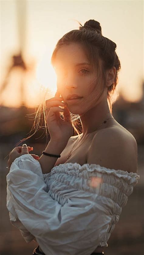Pin On Fotos Artisticas Mujer Outdoor Portrait Photography Model