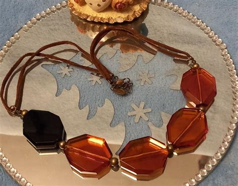 Брендове колье з крупними скляними кристалами Next — ціна 230 грн у каталозі Кольє і намиста