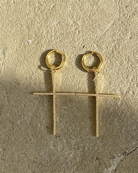 УКРАШЕНИЯ ♡ СЕРЬГИ ♡ БРАСЛЕТЫ ♡ ЧОКЕРЫ любить🤍 Instagram