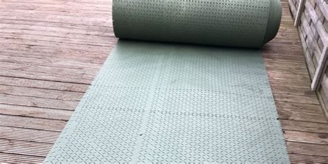 How To Lay Artificial Grass On Decking I Perfect Grass