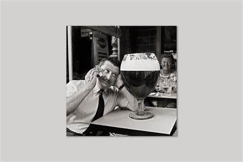 Swift Half Greeting Card Icon