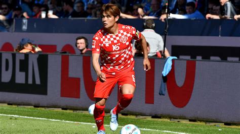 Mainz 05 Jetzt Redet Mainz Star Sano Erstmals über Sex Vorwürfe