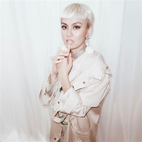 Berbakat Sejak Kecil Intip 5 Transformasi Keren Agnez Mo