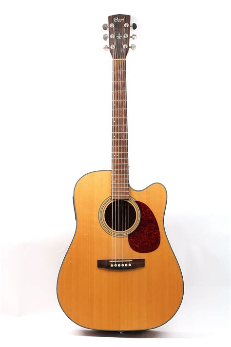 Akustisk Gitarr Cort Mr 710f Med Cutaway And Inbyggd Mikrofon I Fodral
