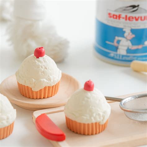 바잇미 체리머핀 라텍스 장난감 배민스토어