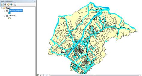 Arcgis Desktop Need To Snap Multiple Polygons So No Gaps Geographic Information Systems