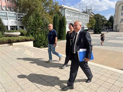 ГЕРБ регистрира пълна листа с кандидати за общински съветници в Търговище На мегдана