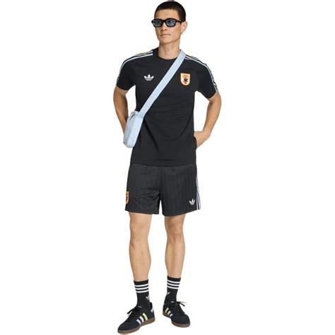 Kaufen Sie Adidas Originals Jfa Og Shorts Herren In Black